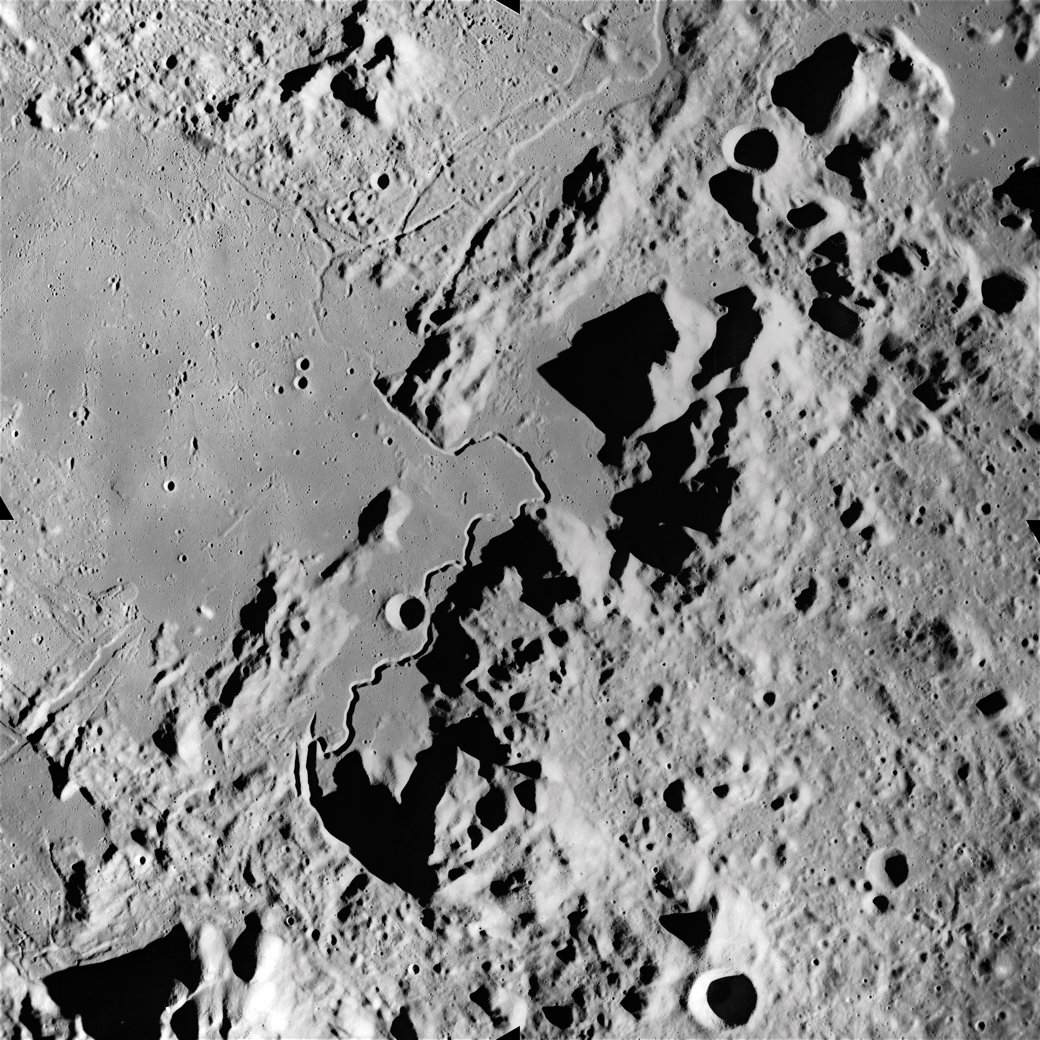 Bulova | Lunar pilot